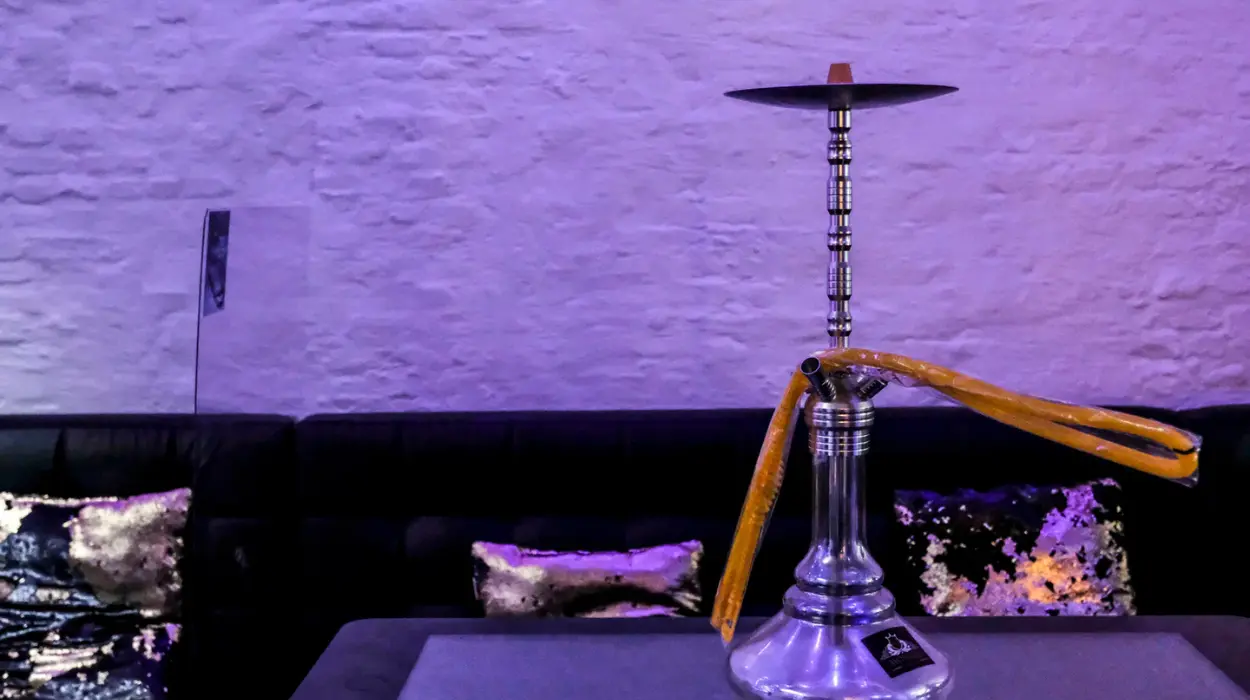 Authorities Uncover Human Trafficking Operation at Antwerp Shisha Bar ...